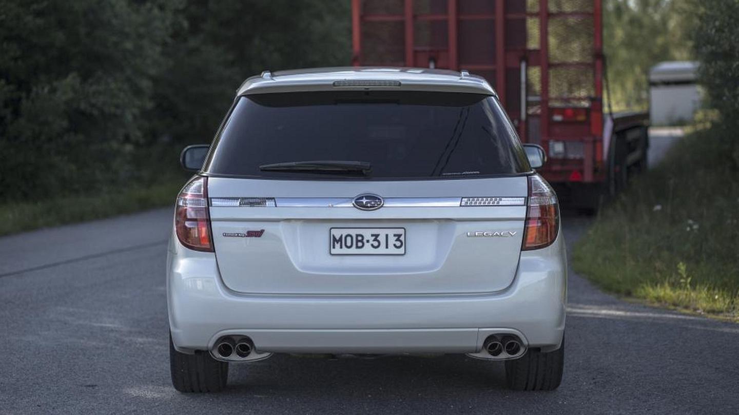 Käytetyt erikoisuudet – Subaru Legacy Spec B tuned by STi