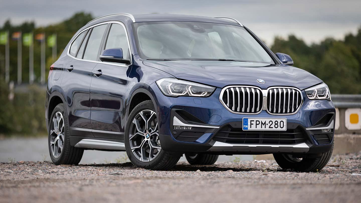 Koeajo BMW X1 XDrive 25e Perusvarmaa Lataamista Koeajo BMW X1 XDrive 25e Perusvarmaa Lataamista