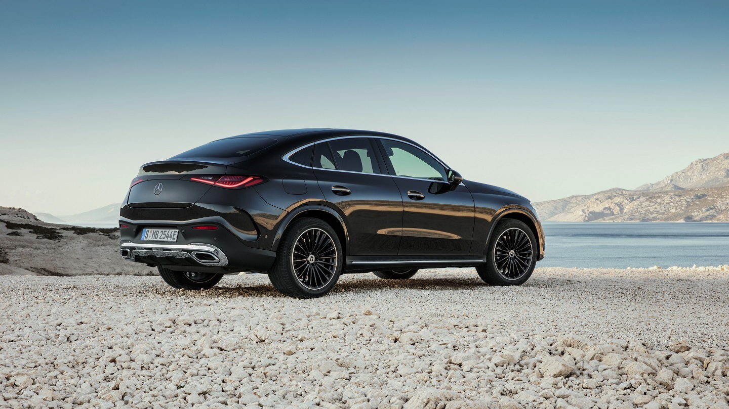 Toisen polven Mercedes-Benz GLC Coupé esittäytyy - suosikkimaasturin ...