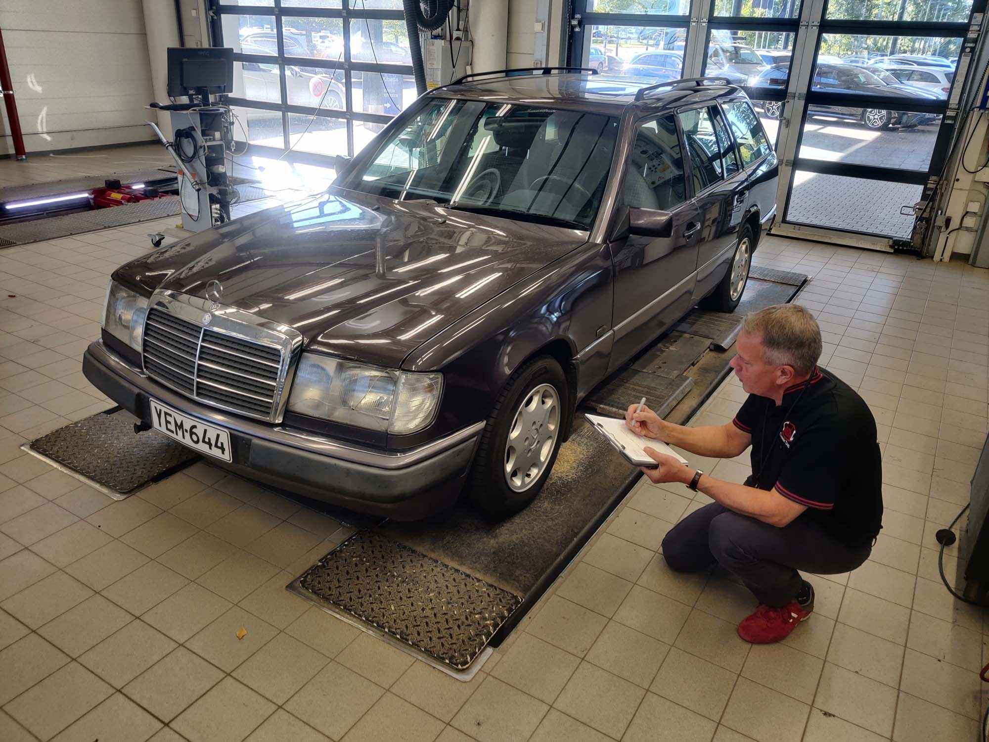Käyttötesti käytetyllä: Mercedes-Benz S124 Classic Data -arvioinnissa ...